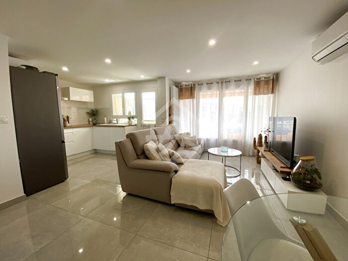 Appartement à vendre - Bourg-lès-Valence, Jean Moulin - 3 pièces - 2 chambres