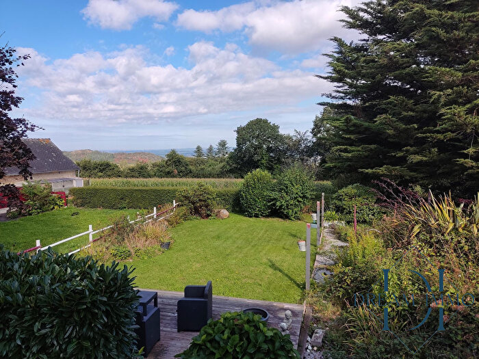 Maison à vendre - Châteauneuf-du-Faou - 6 pièces