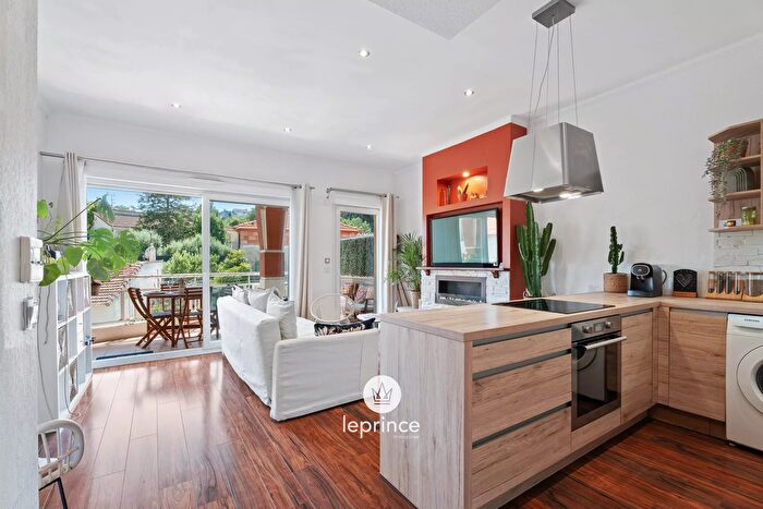 Appartement 2 pièces à vendre à Cannes, Croix des Gardes