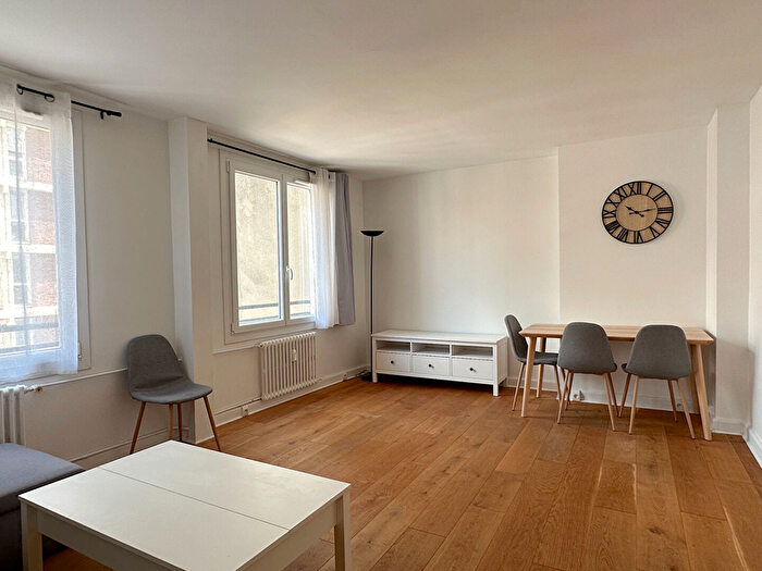 Paris 15ème, Citroën, Boucicaut : Appartement 2 pièces à louer