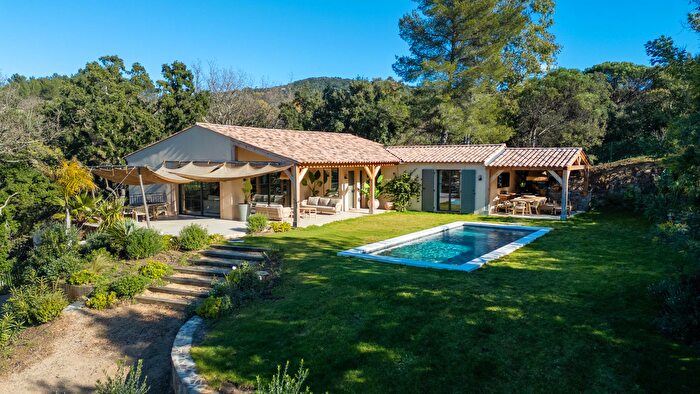 Maison à vendre - Gassin - 7 pièces - 5 chambres