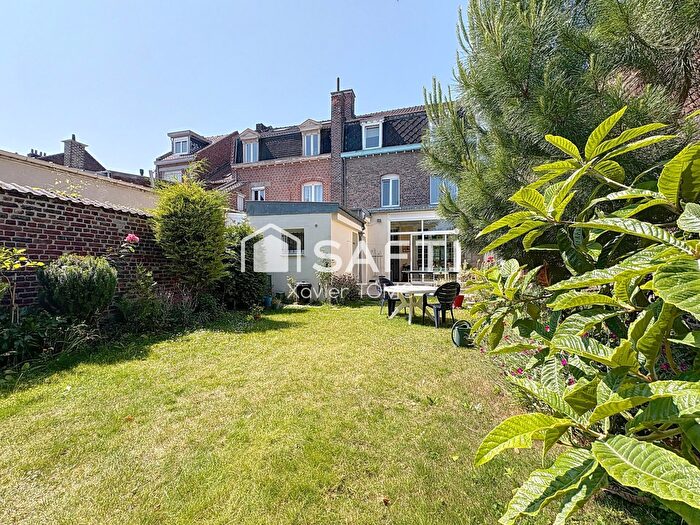 Maison à vendre - Lens, Est - 10 pièces - 6 chambres