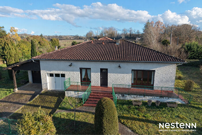 Maison à vendre - Condom - 4 pièces - 3 chambres