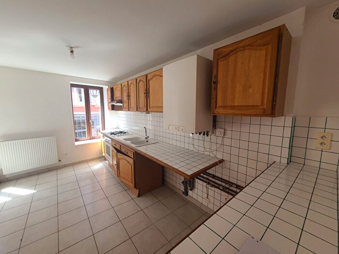 Appartement à louer - Le Bois-dOingt - 5 pièces - 4 chambres