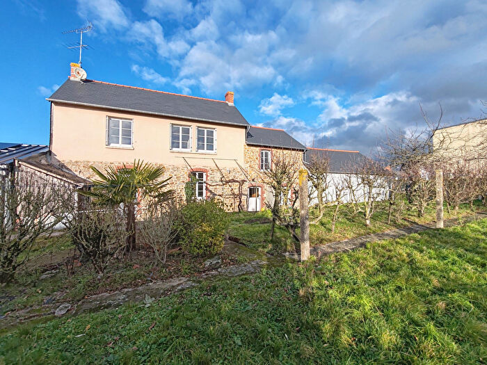 Maison à vendre - Sainte-Colombe - 8 pièces - 5 chambres
