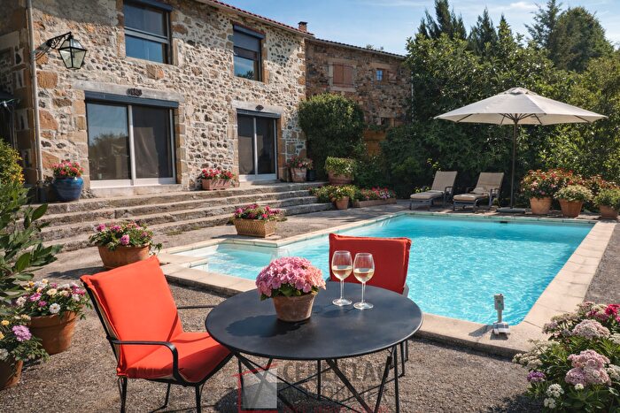 Maison à vendre - Saint-Maurice - 8 pièces - 5 chambres