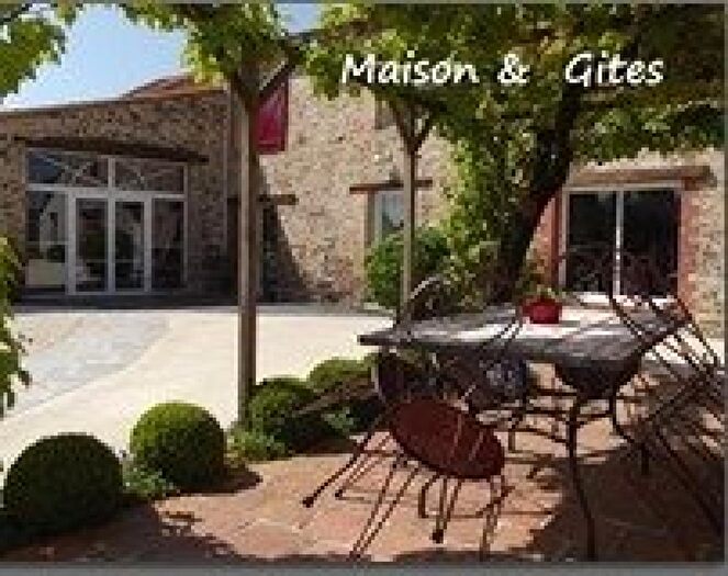 Maison à vendre - Les Essarts - 11 pièces - 9 chambres