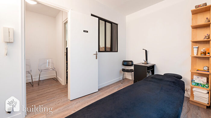 Paris 17ème, Legendre, Lévis : Appartement 2 pièces à vendre