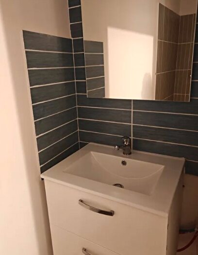 Saint-Estèphe : Maison 4 pièces à louer