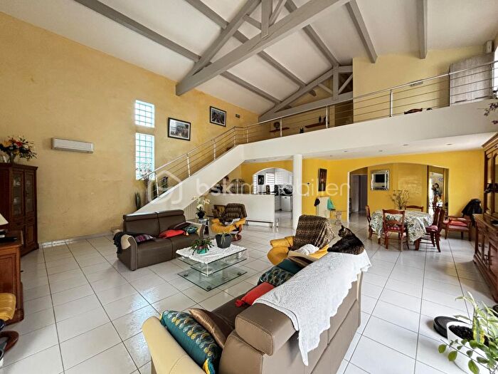 Maison à vendre - Balaruc-les-Bains - 5 pièces - 4 chambres