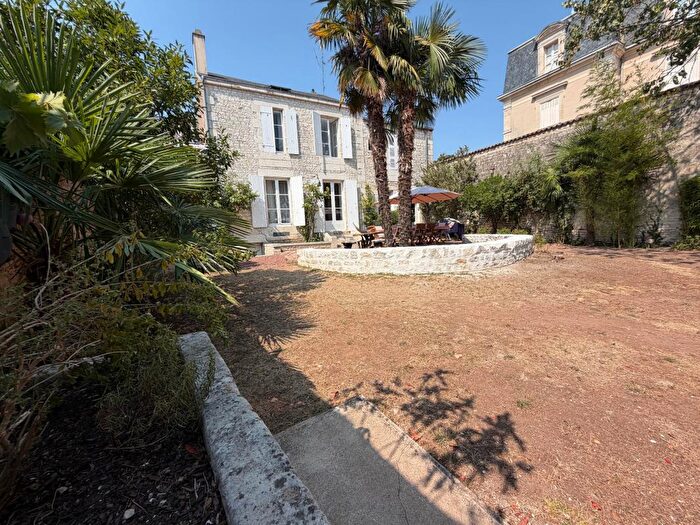 Luçon - Maison 8 pièces à vendre