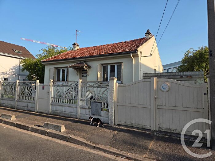 Maison à vendre - Pierrefitte-sur-Seine - 5 pièces - 4 chambres