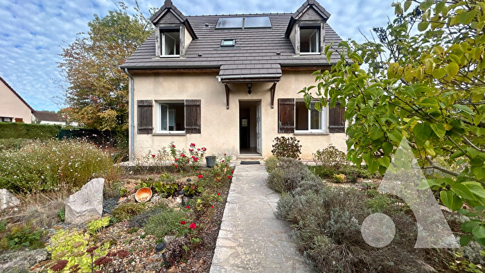 Maison 5 pièces à Saint-Rémy-lès-Chevreuse, à louer