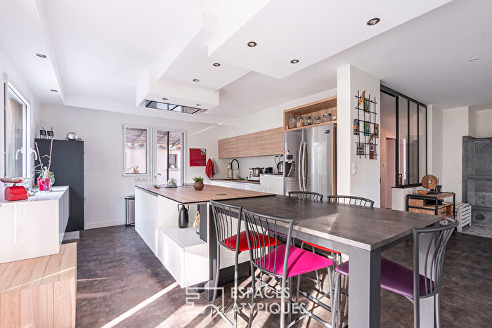 Maison à vendre - Vieillevigne - 7 pièces - 4 chambres