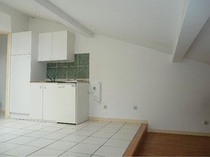 Appartement 1 pièce à Nancy, Ville vieille, Léopold, à louer