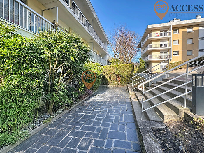 Appartement à vendre - Montmorency, Centre Montmorency - 5 pièces - 3 chambres