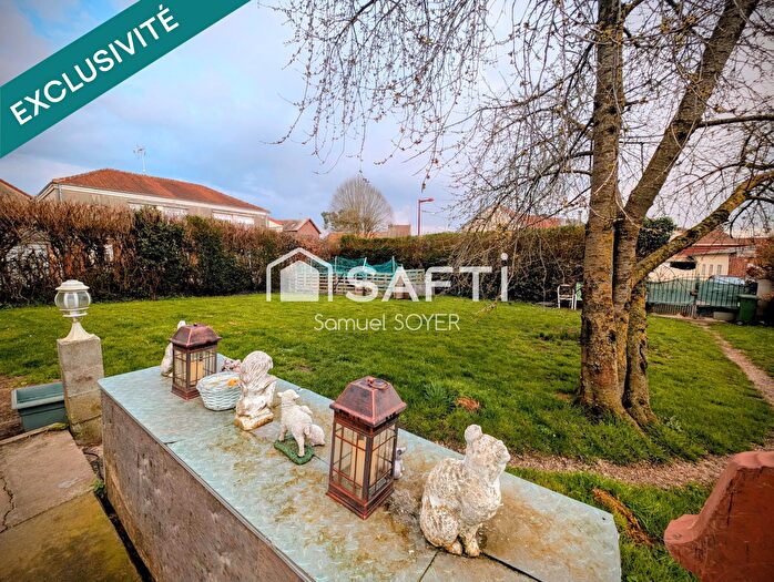 Maison à vendre - Tergnier, Tergnier ville - 5 pièces - 3 chambres