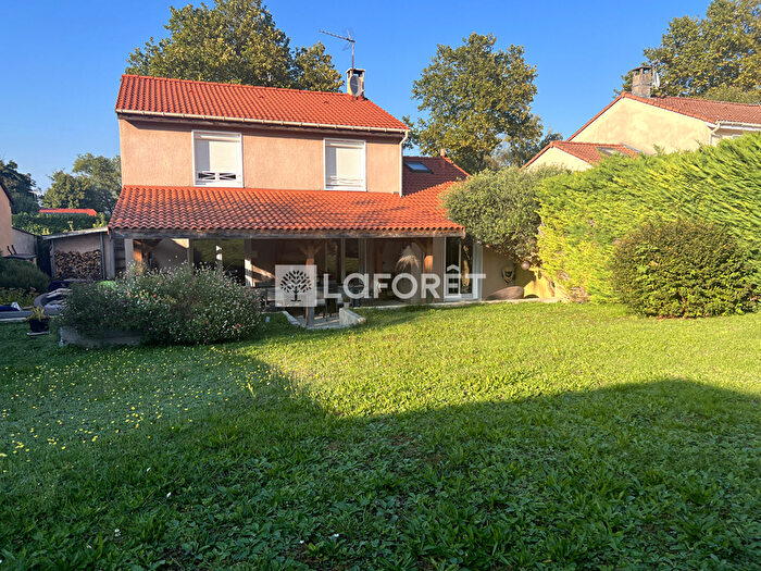 Maison à vendre - Jonage - 6 pièces - 4 chambres