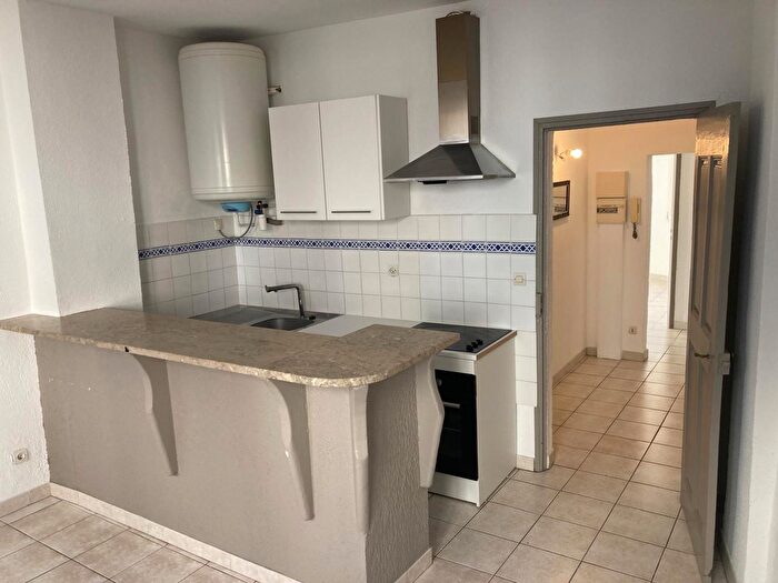 Appartement à vendre - Avignon, Palais des Papes, Zone Piétonne - 2 pièces - 1 chambre