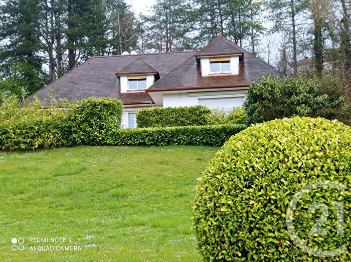 Maison 8 pièces à Boulot, à vendre