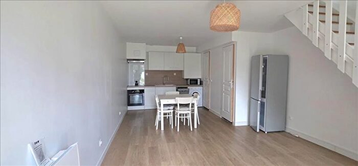 Maison à louer - Compiègne, Les Sablons - 3 pièces