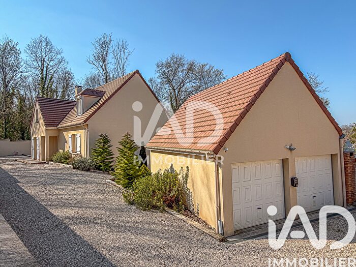 Maison à vendre - La Celle-sur-Morin - 5 pièces - 4 chambres