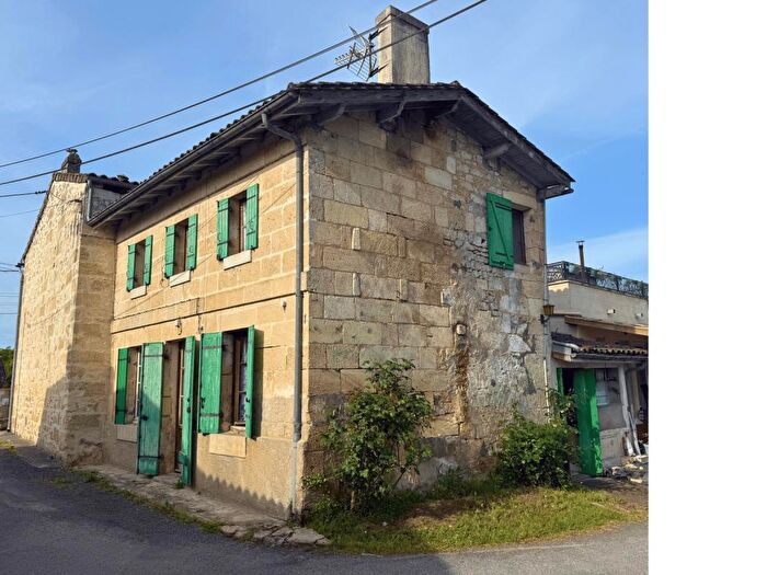 Saint-Laurent-d'Arce - Maison 4 pièces à vendre