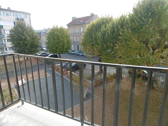 Appartement à louer - Reims - 3 pièces - 2 chambres