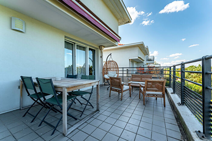 Meyzieu, Nord Ouest - Appartement 3 pièces à vendre