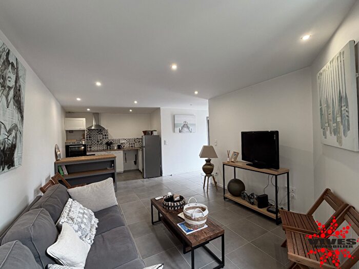 Maison 3 pièces à louer à Servian
