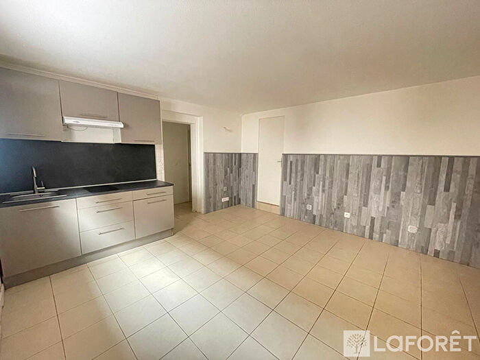Vinça : Appartement 2 pièces à louer