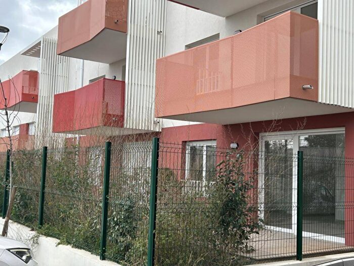 Appartement à louer - Reyran, Fréjus - 2 pièces - 1 chambre