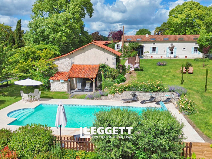 Maison 12 pièces à vendre à Saint-Romain