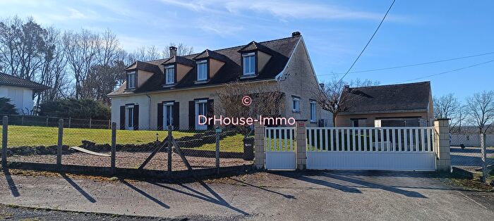 Maison 7 pièces à Cours-de-Pile, à vendre