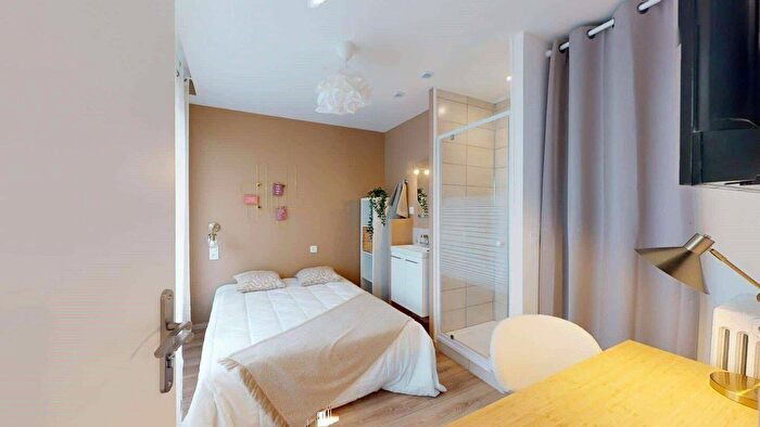 Appartement à louer - Abbaye, Grenoble - 1 pièce