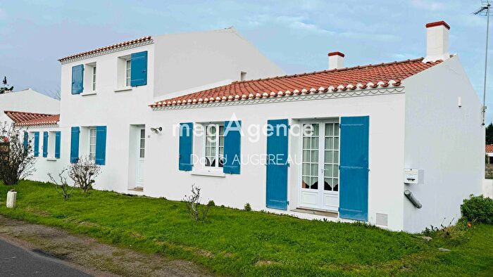 Maison à vendre - Lîle-dYeu, Saint-Sauveur, Les Sapins, Mairais Salé, La Croix, La Meule - 7 pièces - 5 chambres