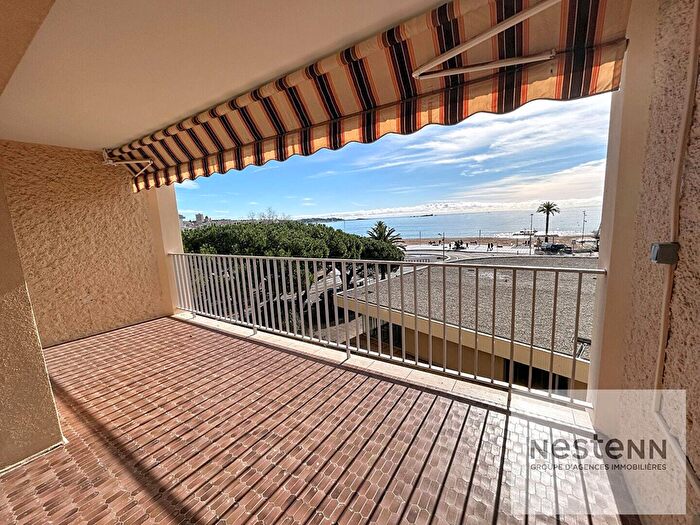 Appartement à louer - Fréjus Plage - 3 pièces - 2 chambres