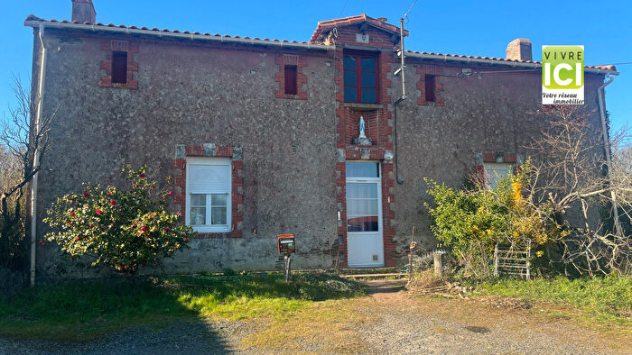 Maison à vendre - Barbechat - 6 pièces - 3 chambres