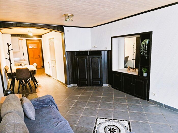 Appartement à vendre - La Rochette - 5 pièces - 3 chambres