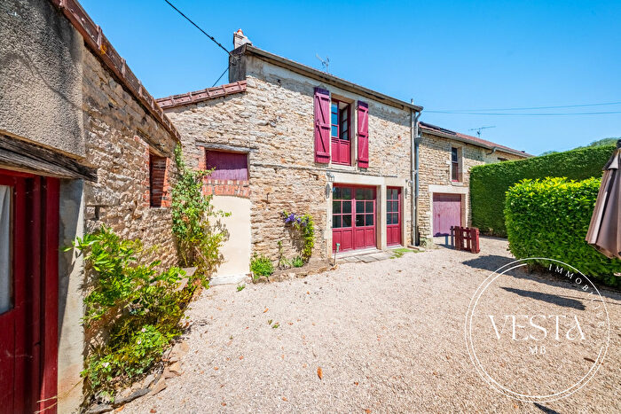 Créancey - Maison 6 pièces à vendre