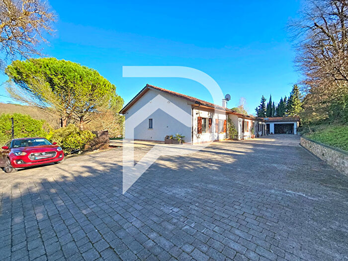 Maison à vendre - Montaigut-sur-Save - 6 pièces - 5 chambres