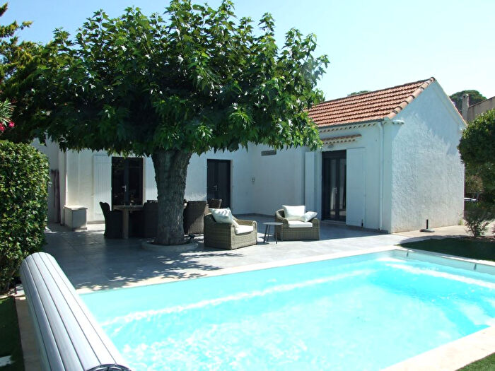 Maison à vendre - Saint-Raphaël, Les Arênes - 4 pièces - 3 chambres