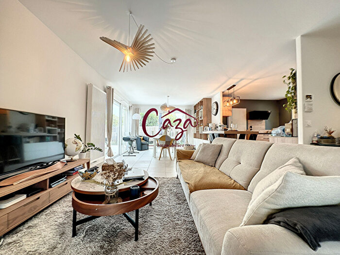 Maisons à vendre et appartements à louer - 1
