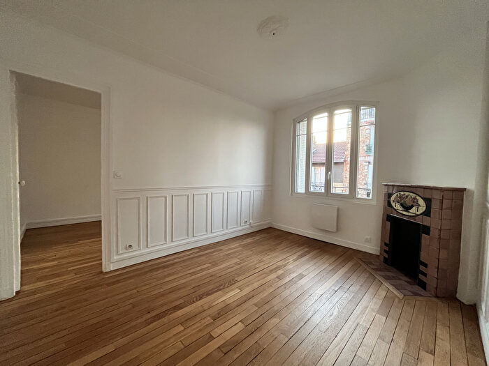 Appartement 2 pièces à vendre à Clamart, Gare