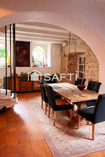 Maison à vendre - Saint-Antonin-Noble-Val - 5 pièces - 3 chambres