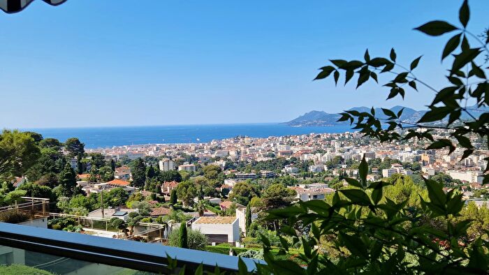 Appartement à vendre - Le Cannet, Haut Cannet - 4 pièces - 3 chambres