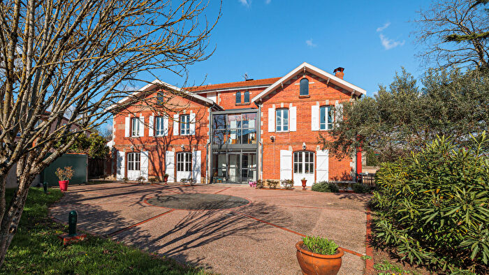 Maison à vendre - Villeneuve-Tolosane - 6 pièces - 3 chambres