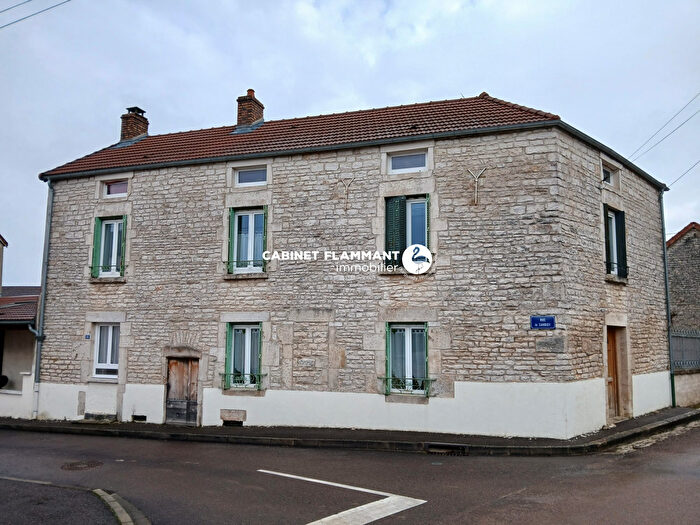 Maison à vendre - Touillon - 8 pièces - 3 chambres
