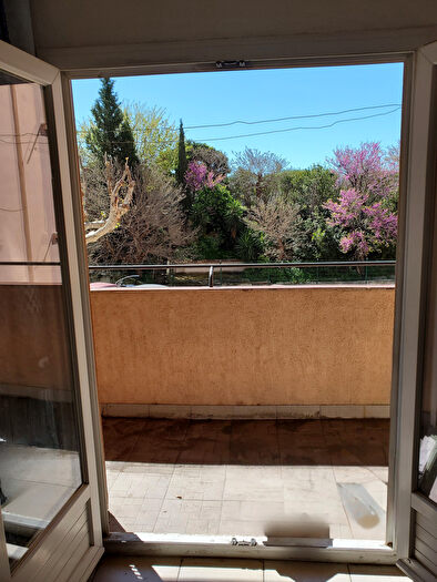 Appartement à vendre - Marseille e , Le Canet - 2 pièces - 1 chambre