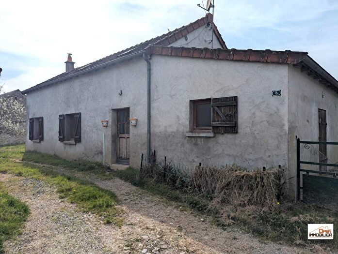 Thevet-Saint-Julien : Maison 3 pièces à vendre